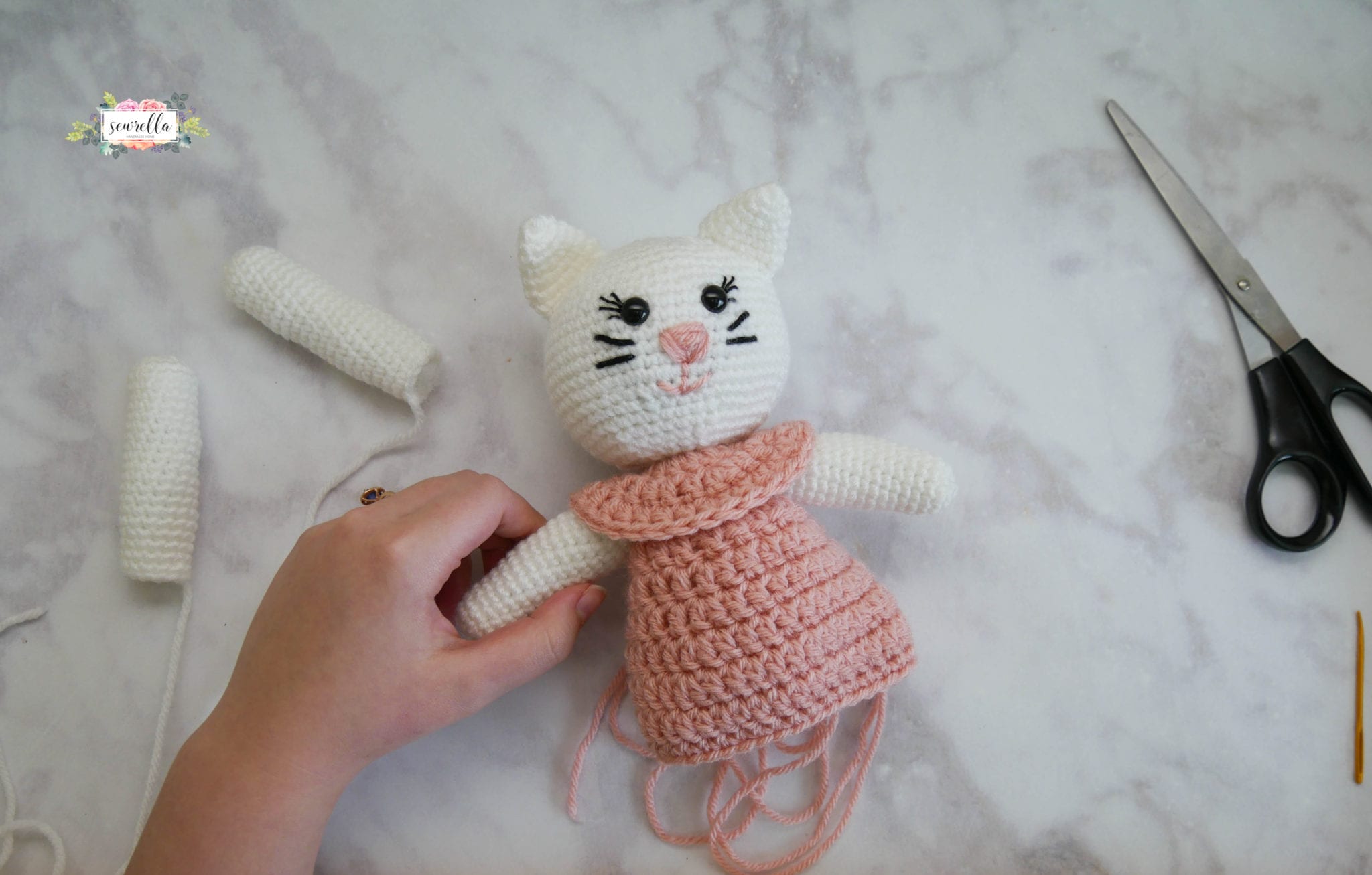 Crochet Kitty Family • Sewrella