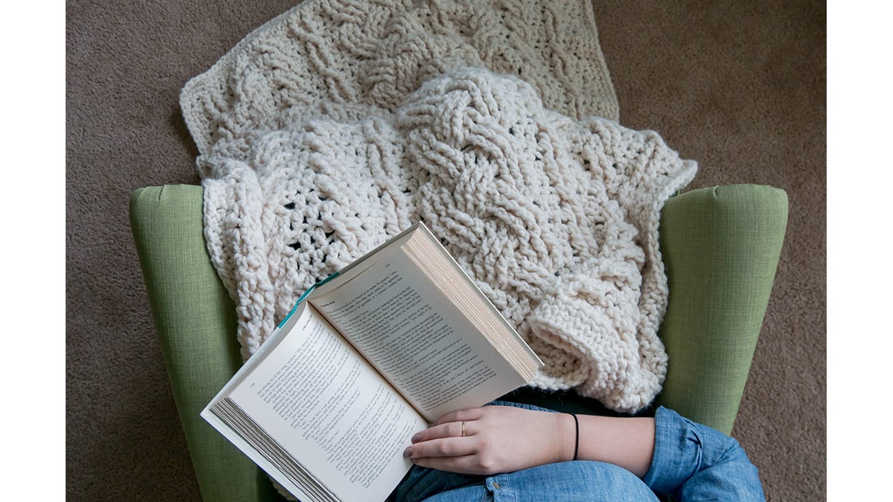 Crochet Heirloom Cabled Throw • Sewrella