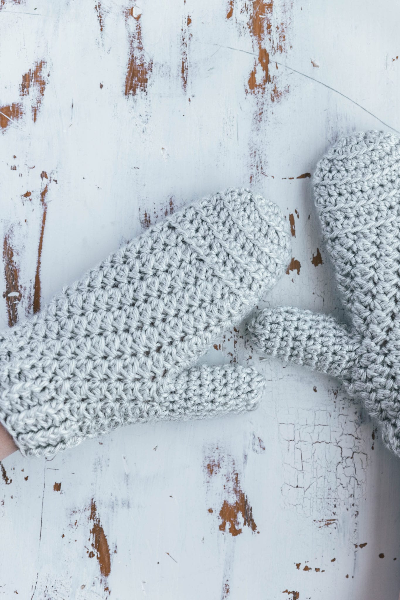 Crochet Moon Dance Mittens • Sewrella