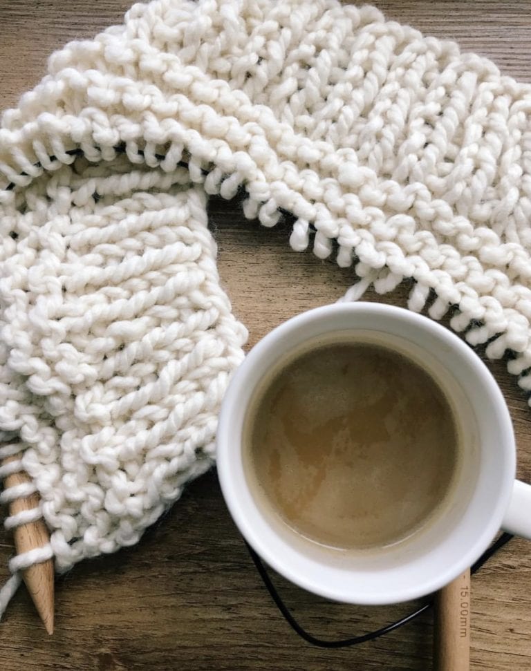 A Variety of Wool-Ease Thick & Quick Crochet and Knit Patterns • Sewrella