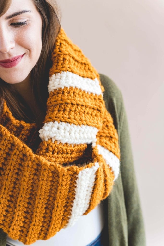 University Scarf - Free Crochet Pattern • Sewrella